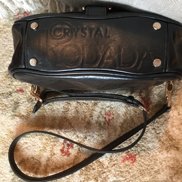 Crystal kodada | Bags | Crystal Kodada New York Dsigner Crossbody Purse ...
